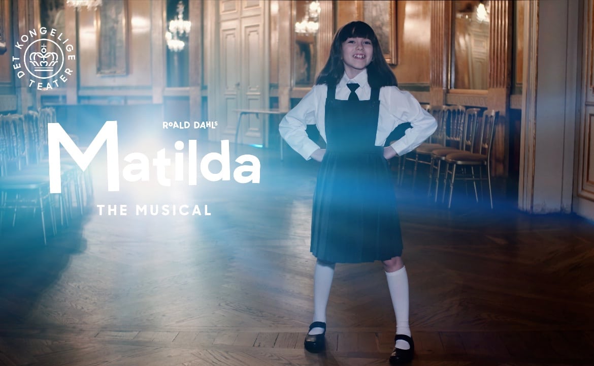 Backstage på Matilda the Musical: Fotoshoot | DET KGL. TEATER